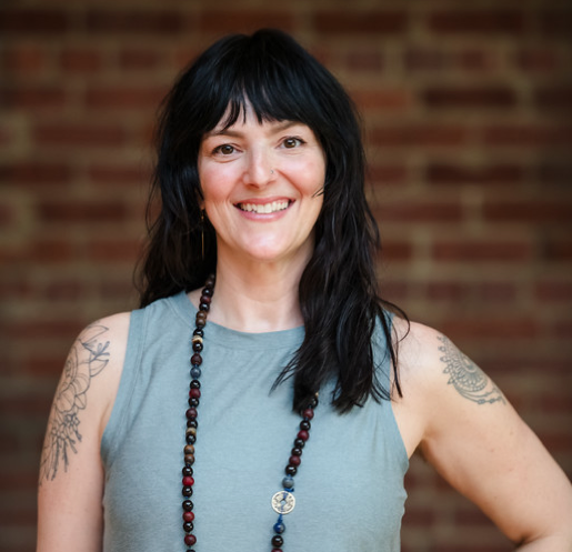 The Glowing Body — Niki Myers - The Glowing Body